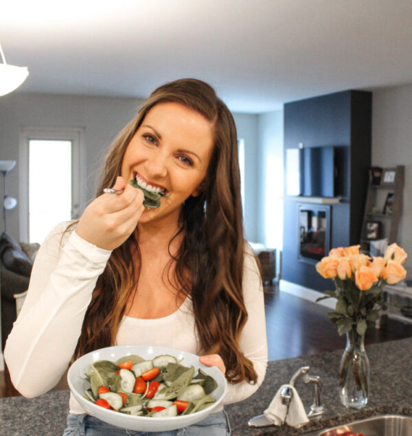 A Stay-Healthy Guide for the Babe Who Hustles - Detox On The Rocks